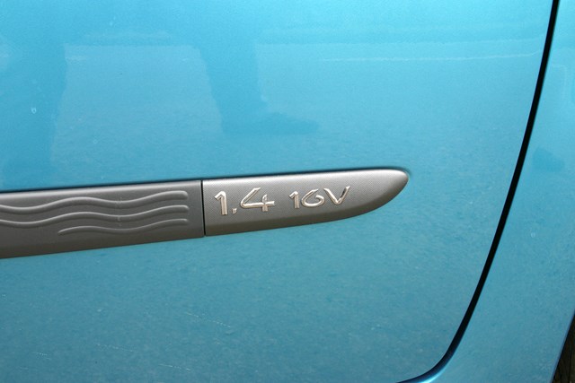 Used Renault Modus Hatchback (2004 - 2012) boot space & practicality