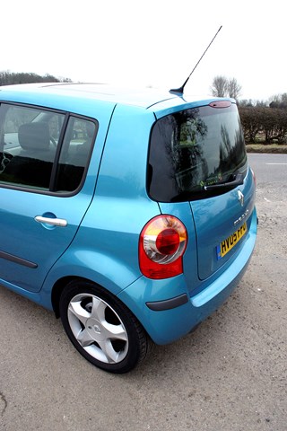 Used Renault Modus Hatchback (2004 - 2012) boot space & practicality