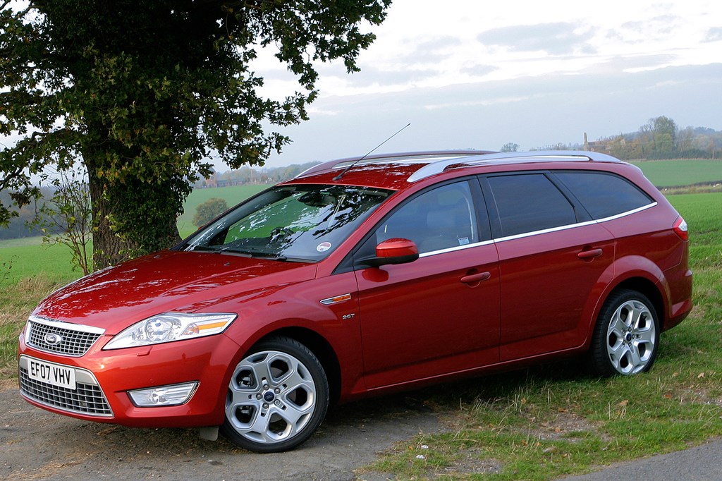 Used Ford Mondeo Estate (2007 - 2014) boot space & practicality