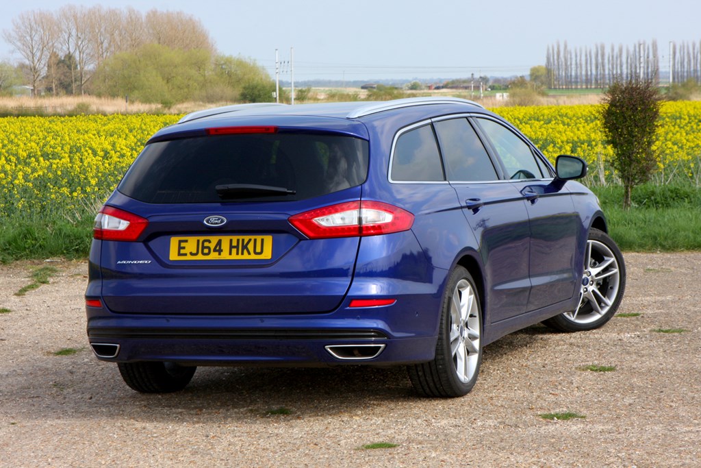 Used Ford Mondeo Estate (2014 - 2022) boot space & practicality