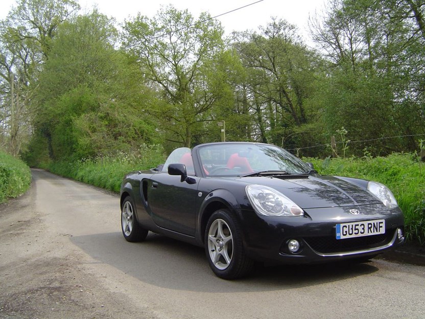 Used Toyota MR2 Roadster (2000 - 2006) Review
