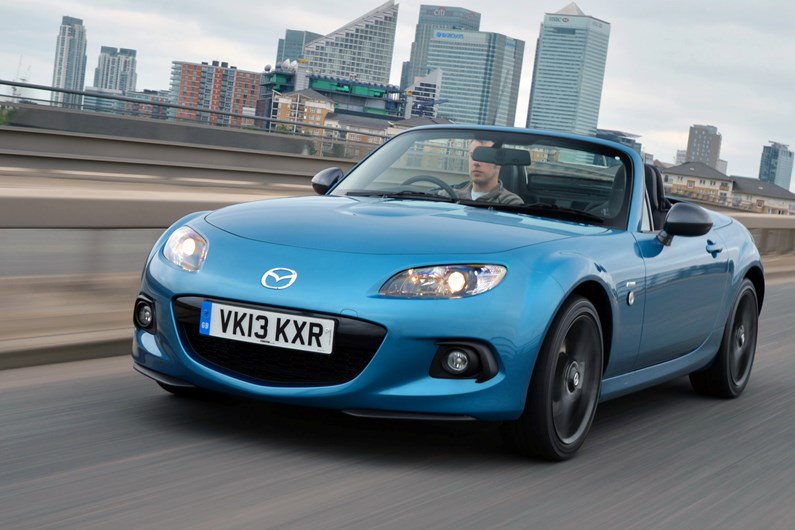 Mazda MX-5 Convertible (2005 - 2015) specs & dimensions | Parkers