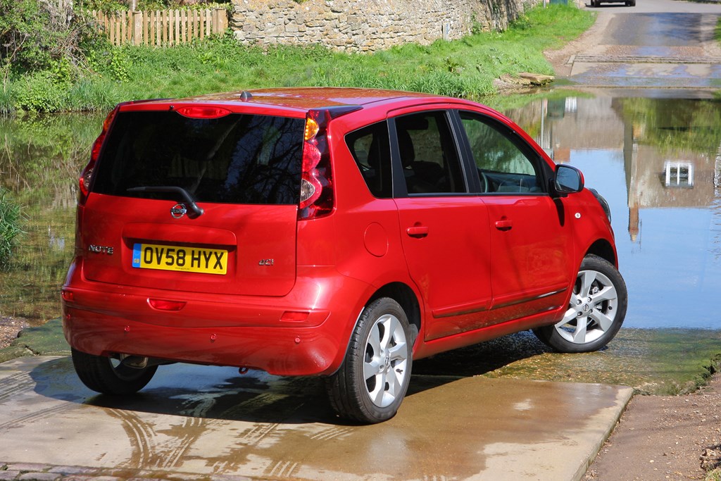 Used Nissan Note Hatchback (2006 - 2013) boot space & practicality
