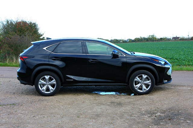 Used Lexus NX 4x4 (2014 - 2021) interior