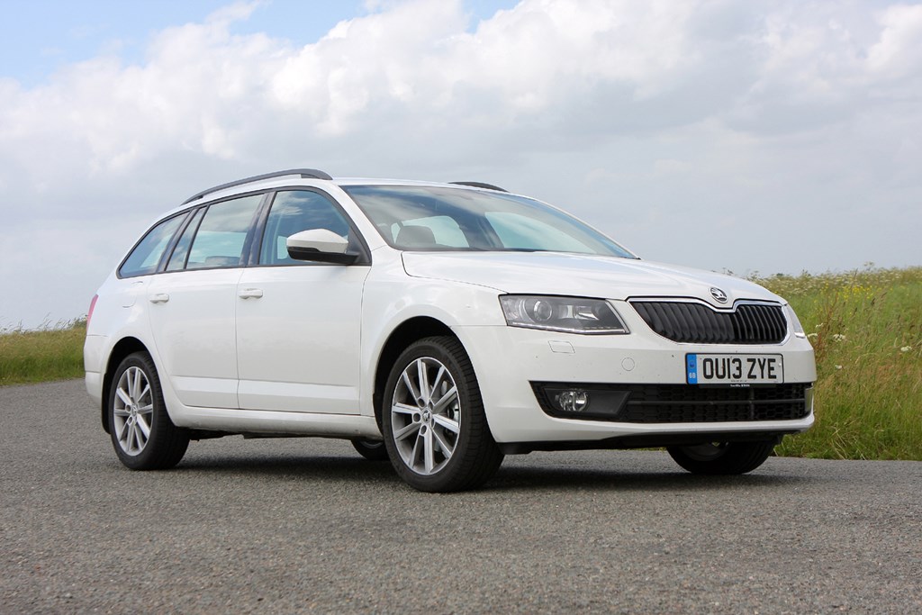 Used Skoda Octavia Estate (2013 - 2020) boot space & practicality