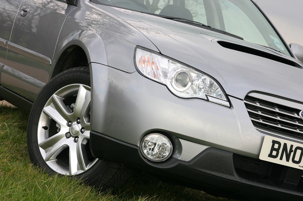 Subaru Legacy Outback (2003-2009) used review and buying guide