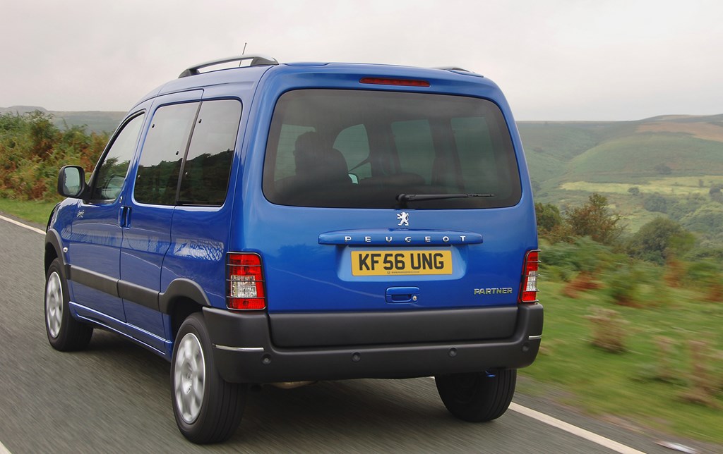 Used Peugeot Partner Combi Estate (2001 - 2010) boot space & practicality