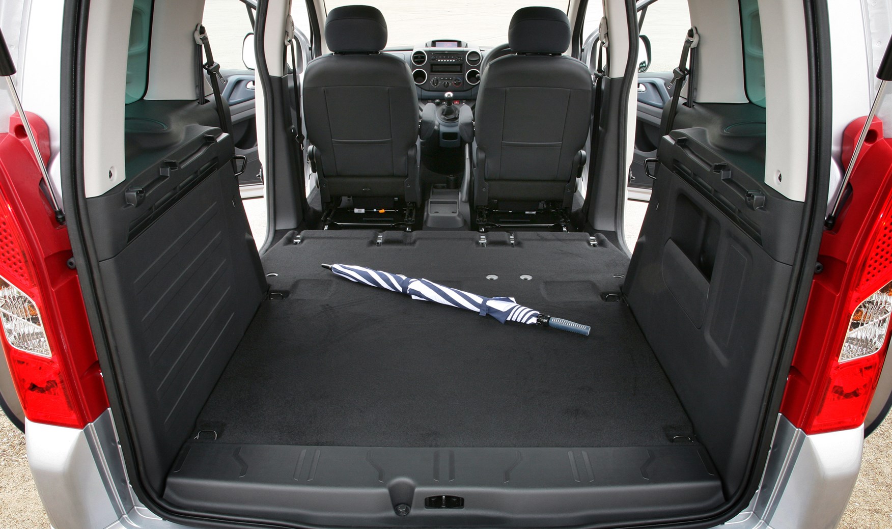 Used Peugeot Partner Tepee Estate (2008 - 2018) boot space & practicality