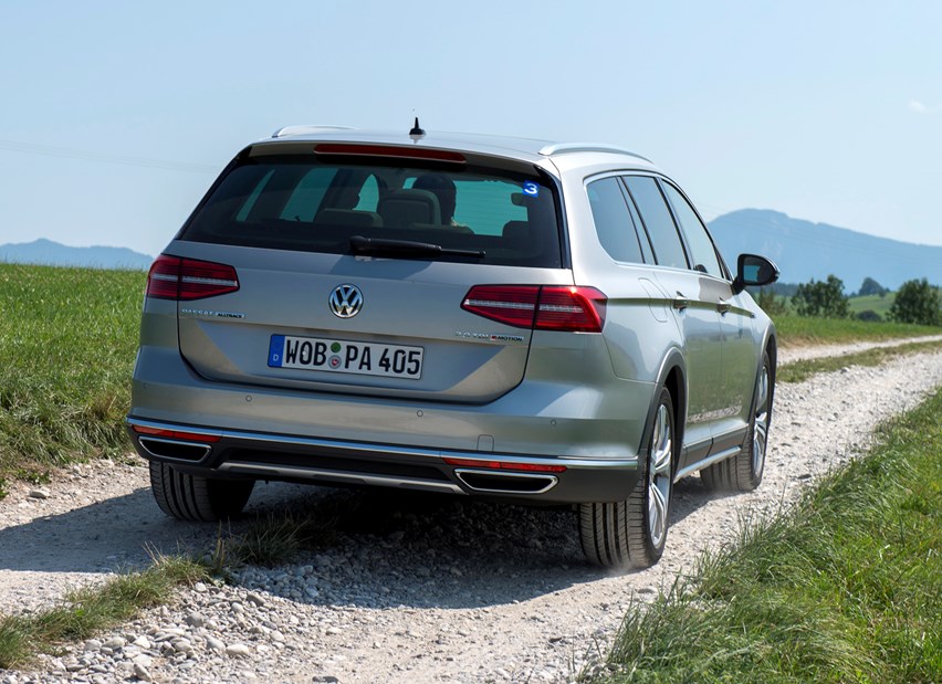 Used Volkswagen Passat Alltrack (2015 - 2020) Review
