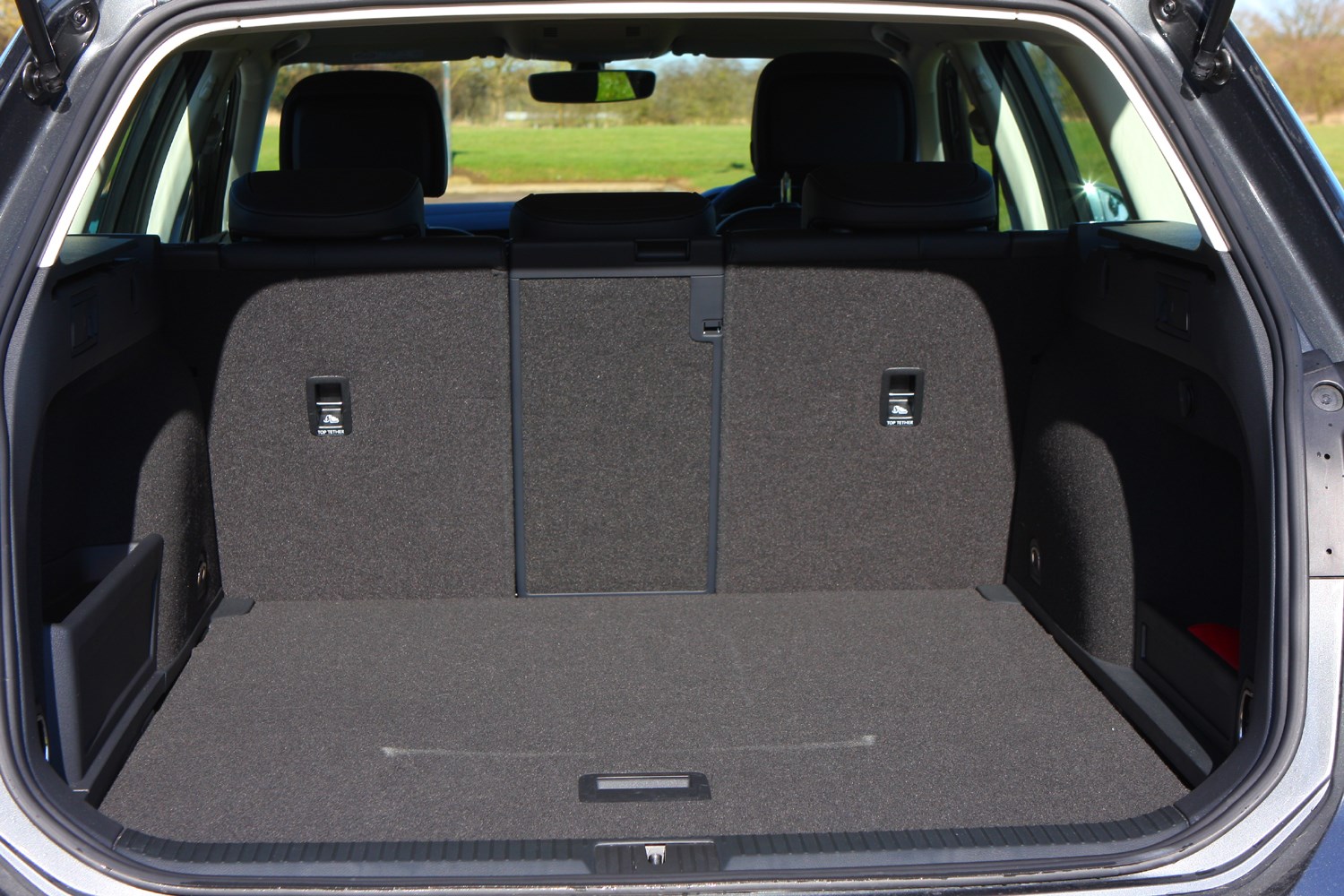 Used Volkswagen Passat Estate (2015 - 2024) boot space & practicality