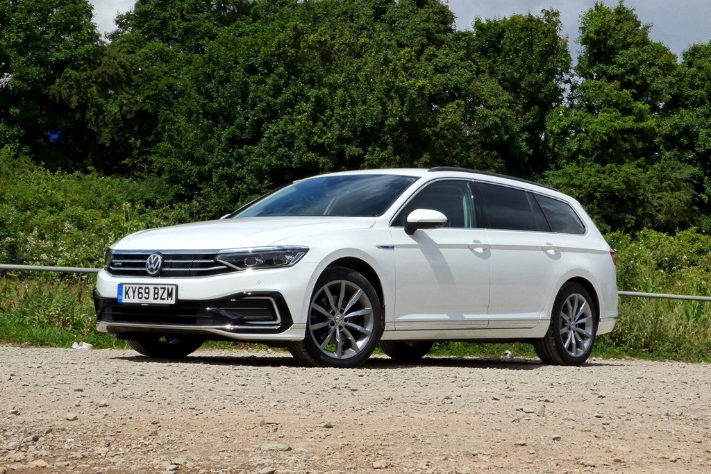 Used Volkswagen Passat Estate (2015 - 2024) boot space & practicality