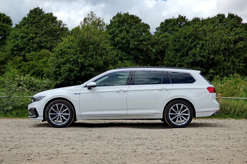 Used Volkswagen Passat Estate (2015 - 2024) boot space & practicality