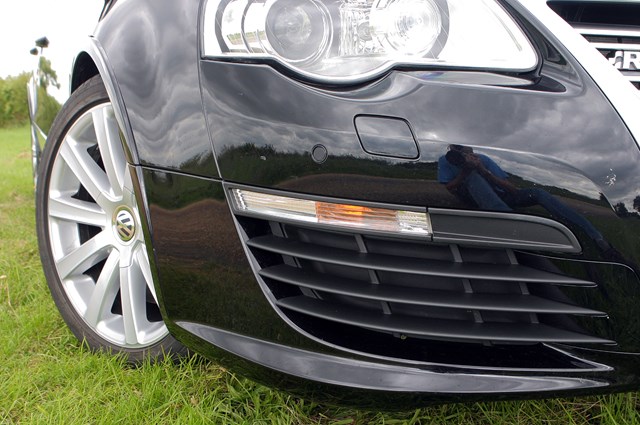 Used Volkswagen Passat R36 (2008 - 2010) interior