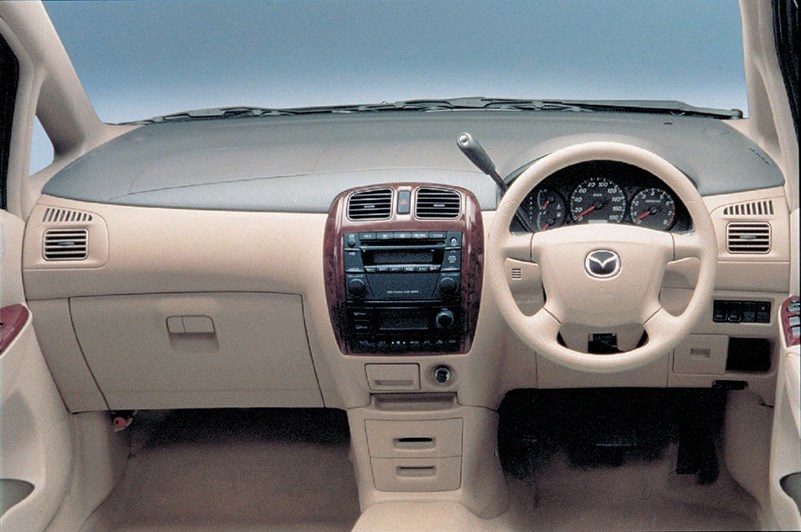 Used Mazda Premacy Estate (1999 - 2004) interior