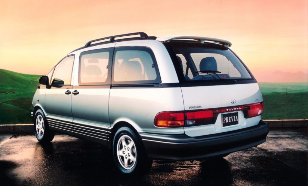 Used Toyota Previa Estate (1990 - 2000) boot space & practicality