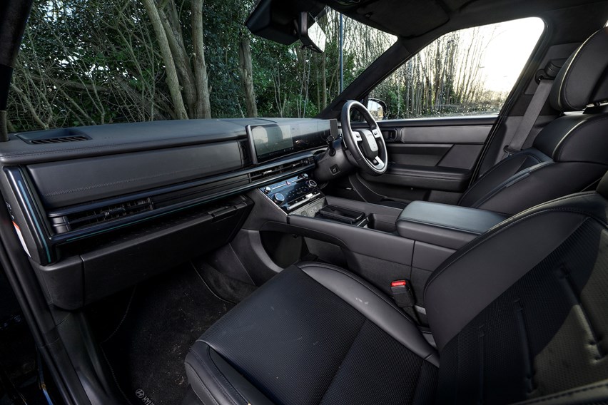 Hyundai Santa Fe (2026) boot space & practicality