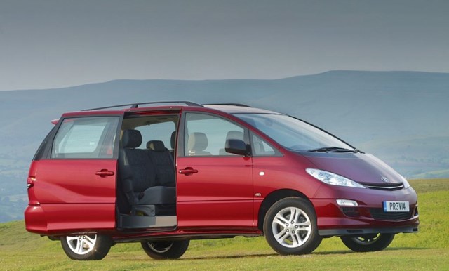 Used Toyota Previa Estate (2000 - 2005) boot space & practicality