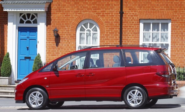 Used Toyota Previa Estate (2000 - 2005) boot space & practicality