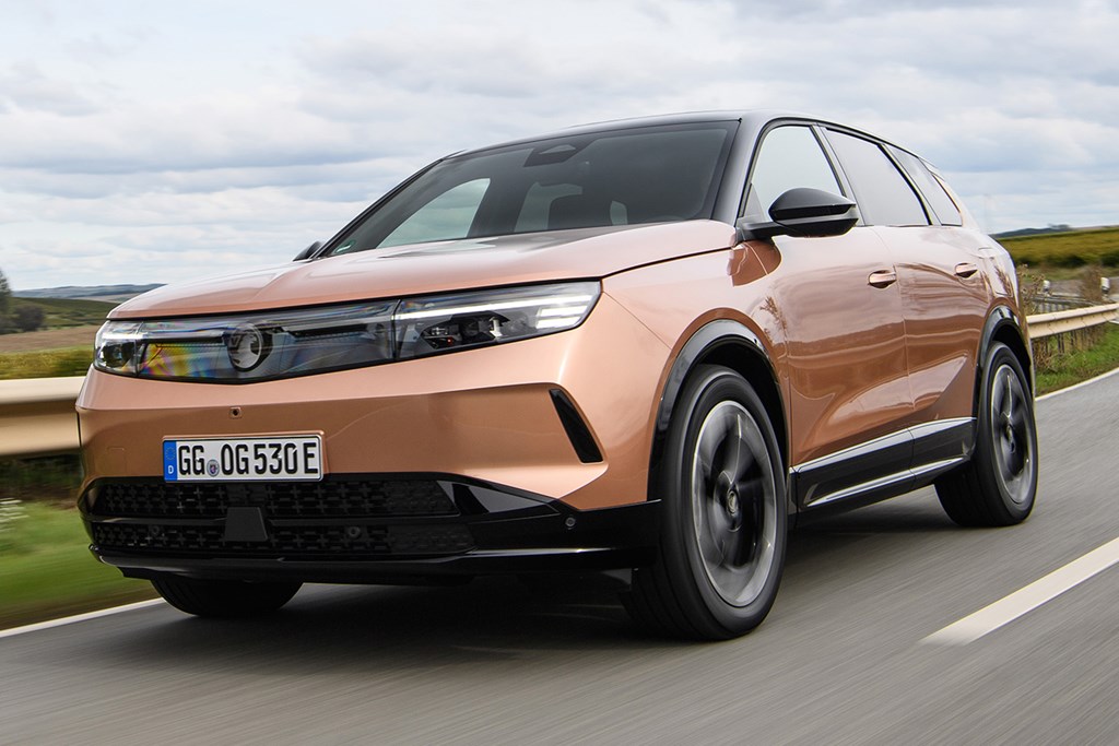 Vauxhall Grandland Electric (2026) boot space & practicality