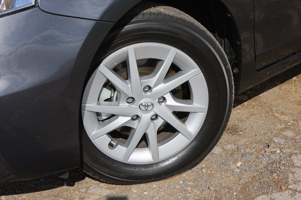 Used Toyota Prius Plus (2012 - 2020) boot space & practicality