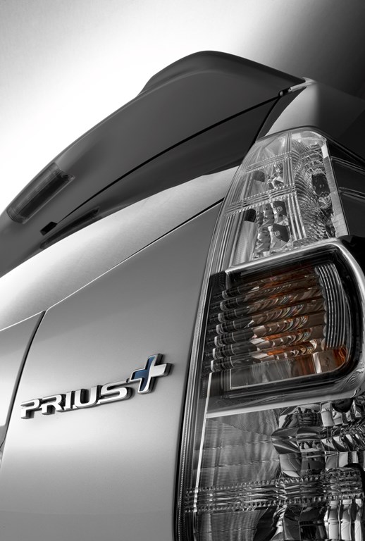 Used Toyota Prius Plus (2012 - 2020) boot space & practicality