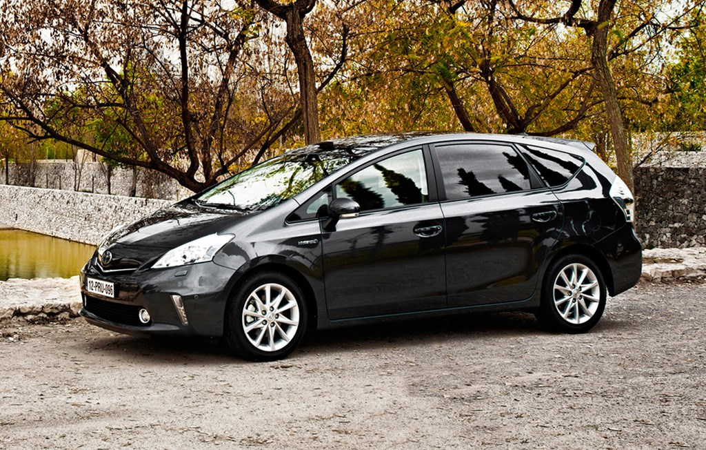 Used Toyota Prius Plus (2012 - 2020) boot space & practicality