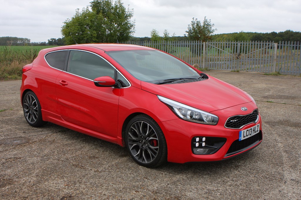 Used Kia ProCeed GT (2013 - 2019) boot space & practicality