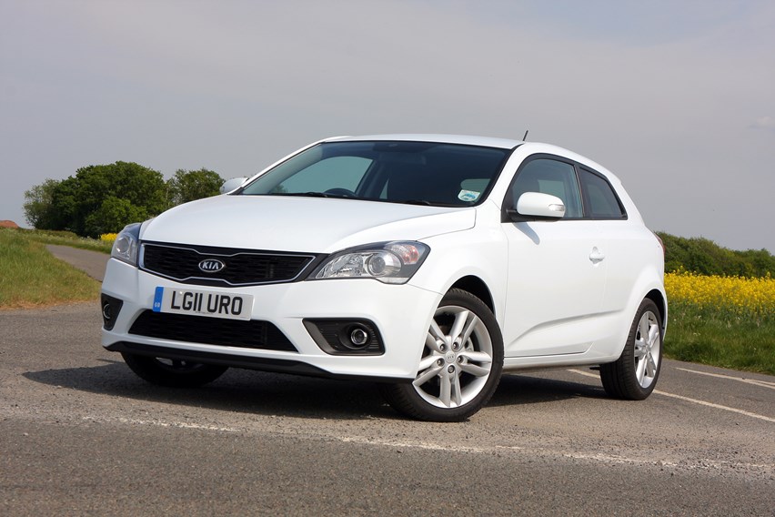 Used Kia ProCeed Hatchback (2008 - 2012) boot space & practicality