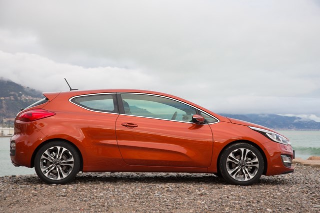 Used Kia ProCeed Hatchback (2013 - 2019) boot space & practicality