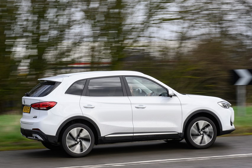 MG ZS (2025) boot space & practicality