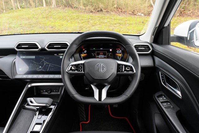MG ZS (2025) interior