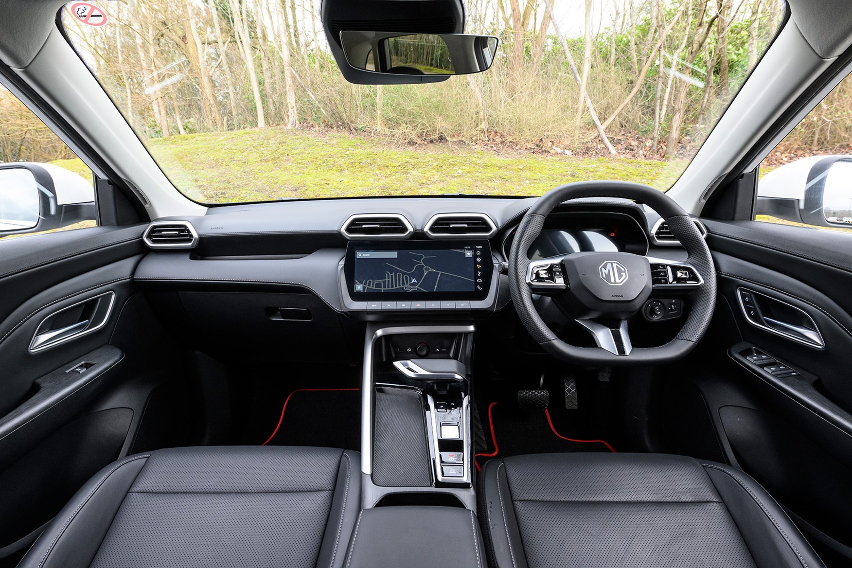 MG ZS (2025) interior