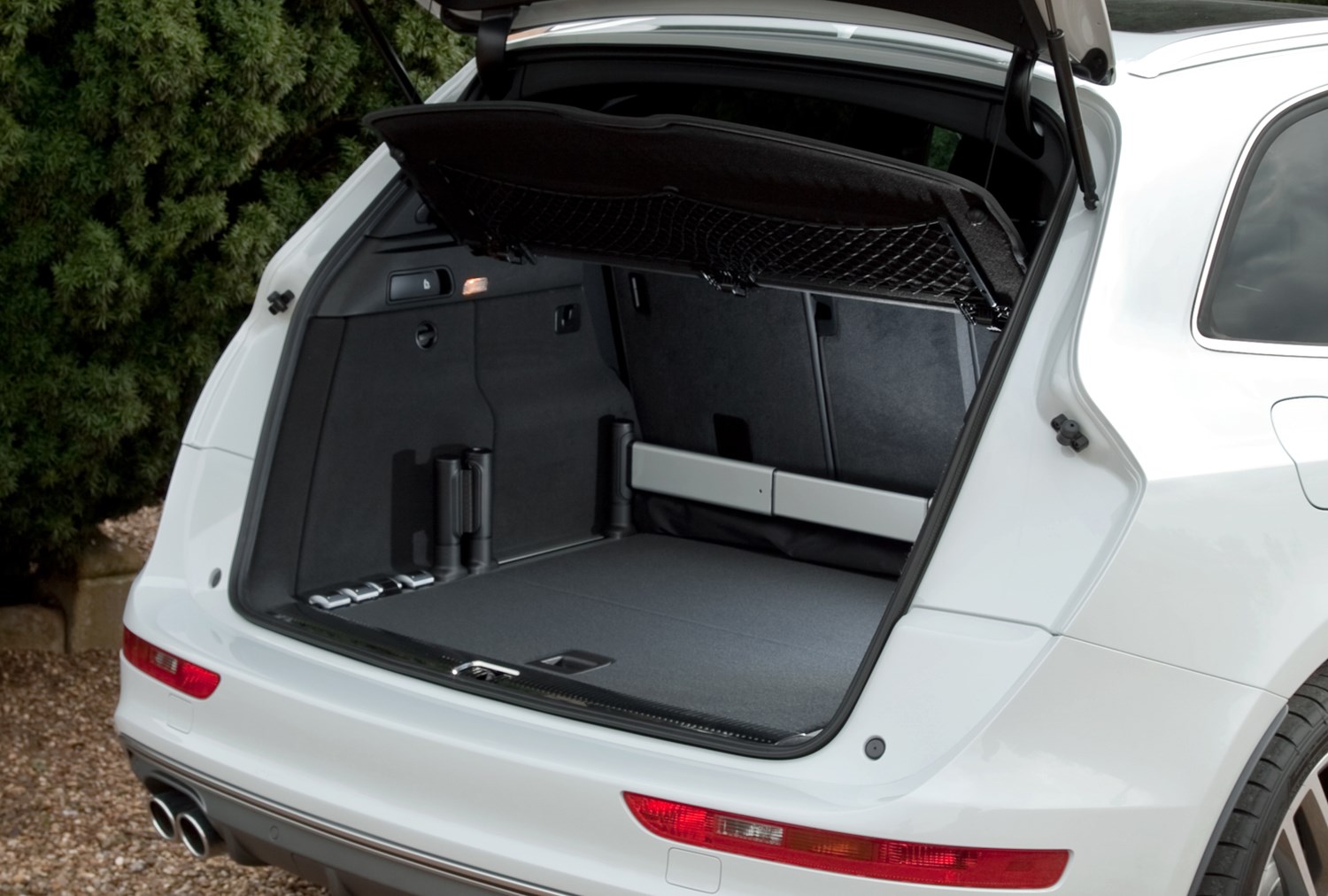 Used Audi Q5 SQ5 (2012 - 2016) boot space & practicality