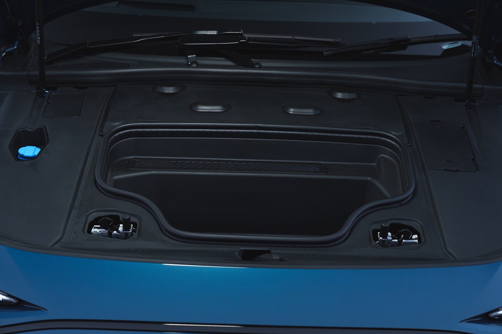 Audi A6 e-tron Avant (2026) boot space & practicality