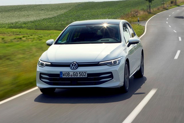 Volkswagen Golf eHybrid Review (2025)