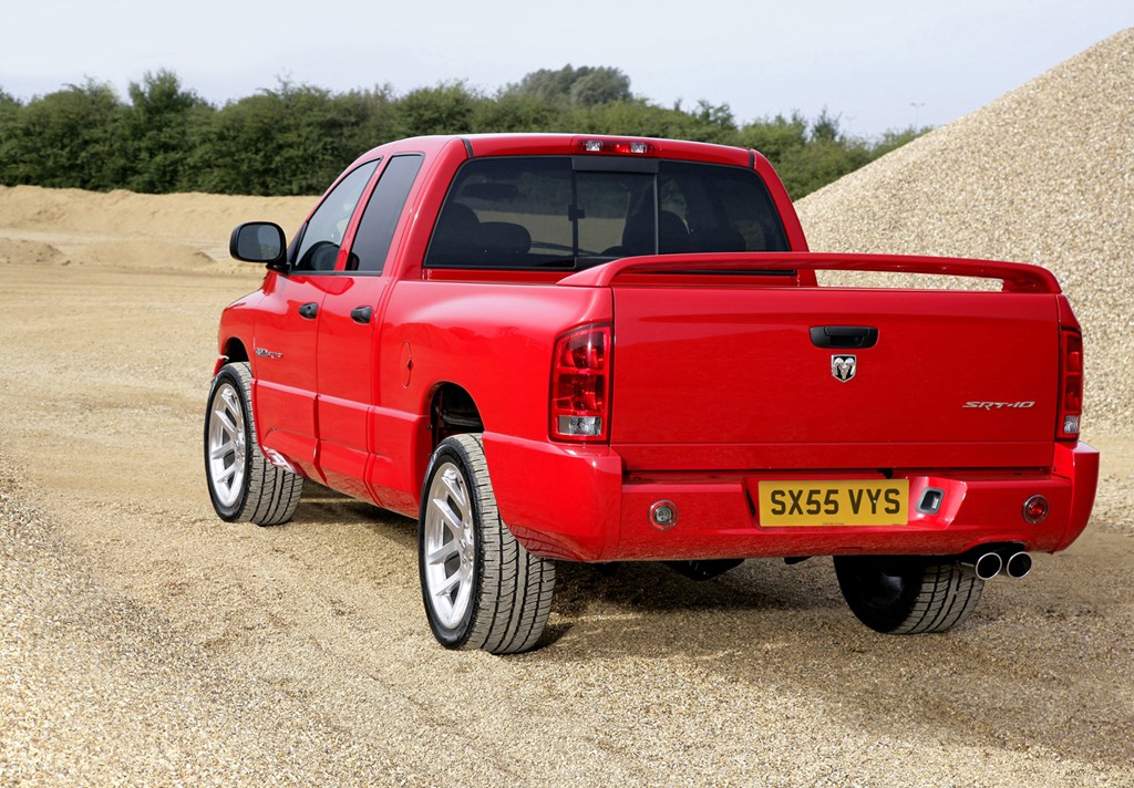 Used Dodge Ram SRT-10 (2005 - 2006) boot space & practicality