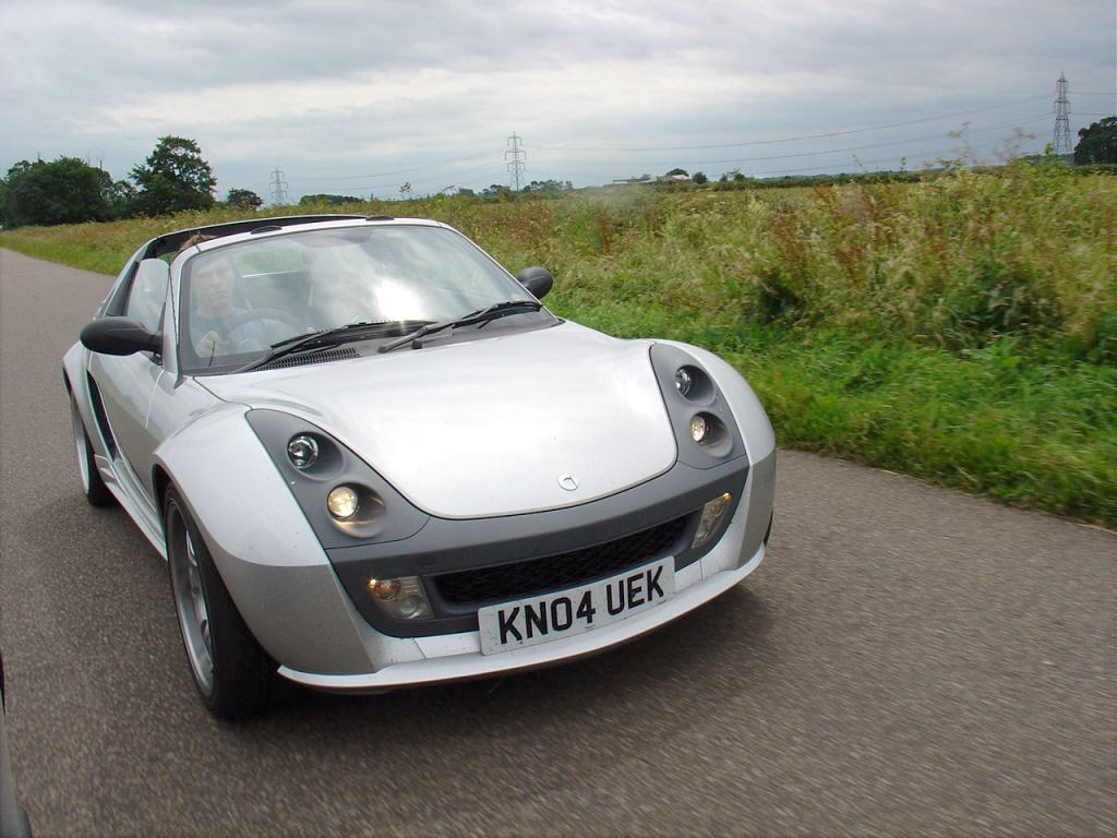 Used Smart Roadster Roadster (2003 - 2007) boot space & practicality