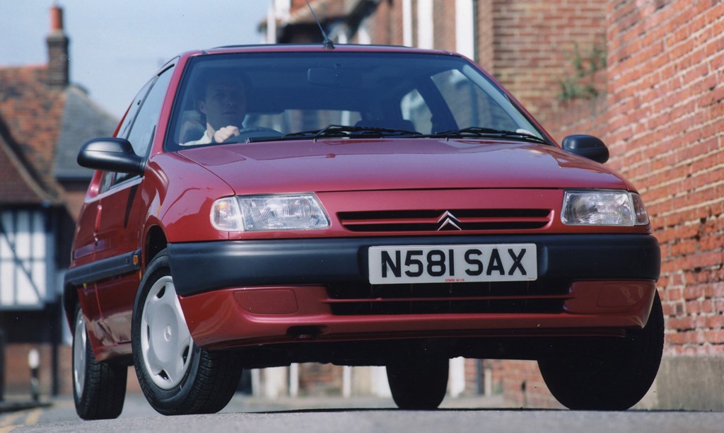 Used Citroën Saxo Hatchback (1996 - 2003) boot space & practicality
