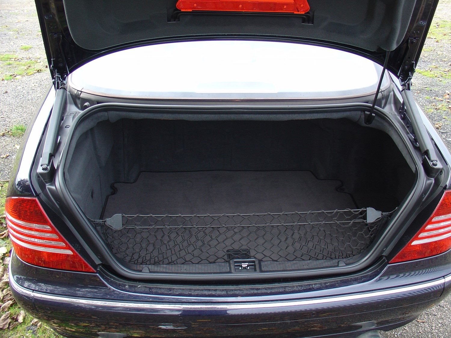 Used Mercedes-Benz S-Class Saloon (1999 - 2005) boot space & practicality