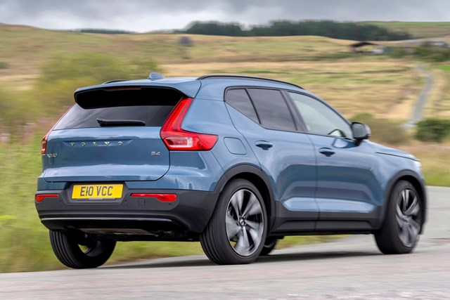 Volvo XC40 (2026) boot space & practicality