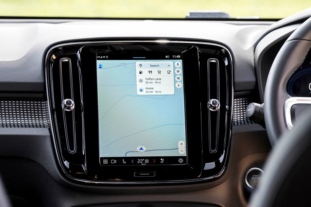 Volvo XC40 (2026) boot space & practicality