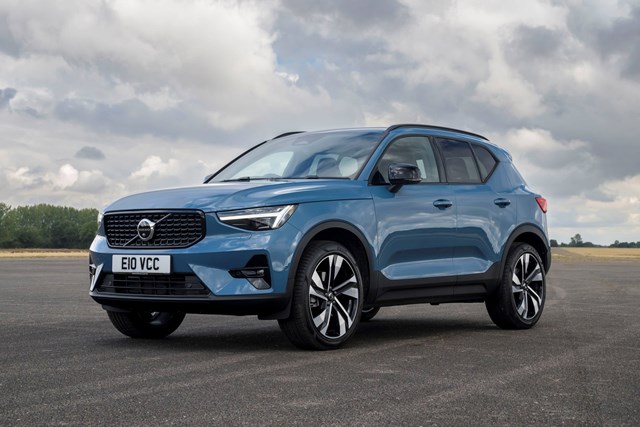 Volvo XC40 (2025) mpg, costs & reliability
