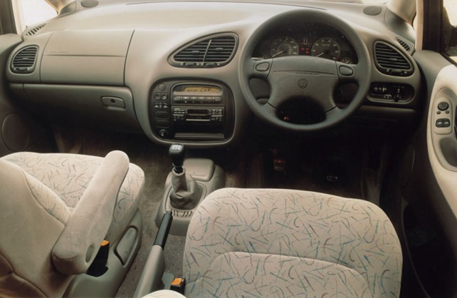 Used Volkswagen Sharan Estate (1995 - 2000) interior