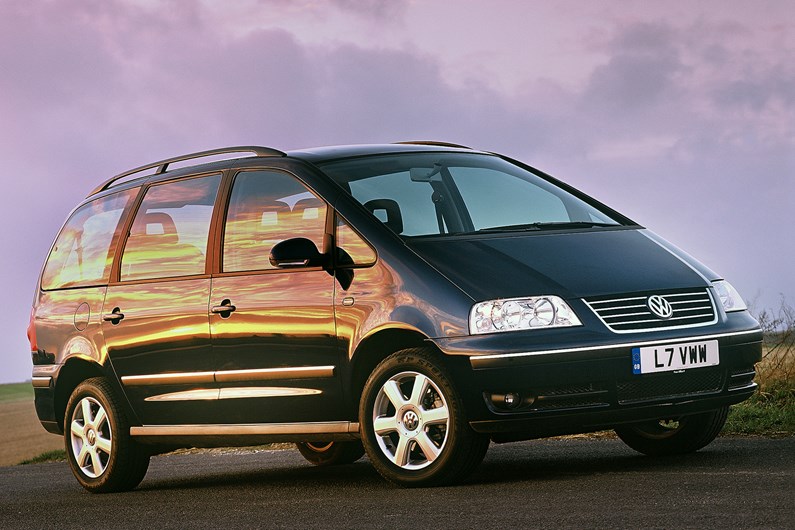 Volkswagen Sharan Estate 1.8T Petrol (2000 - 2010) specs & dimensions ...