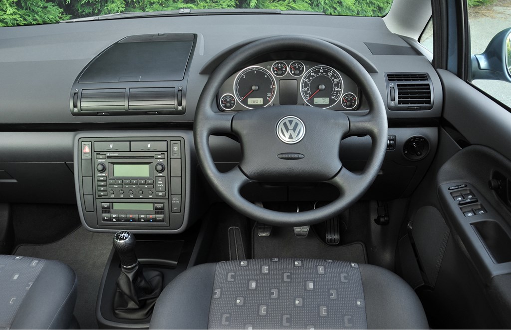 Used Volkswagen Sharan Estate (2000 - 2010) boot space & practicality