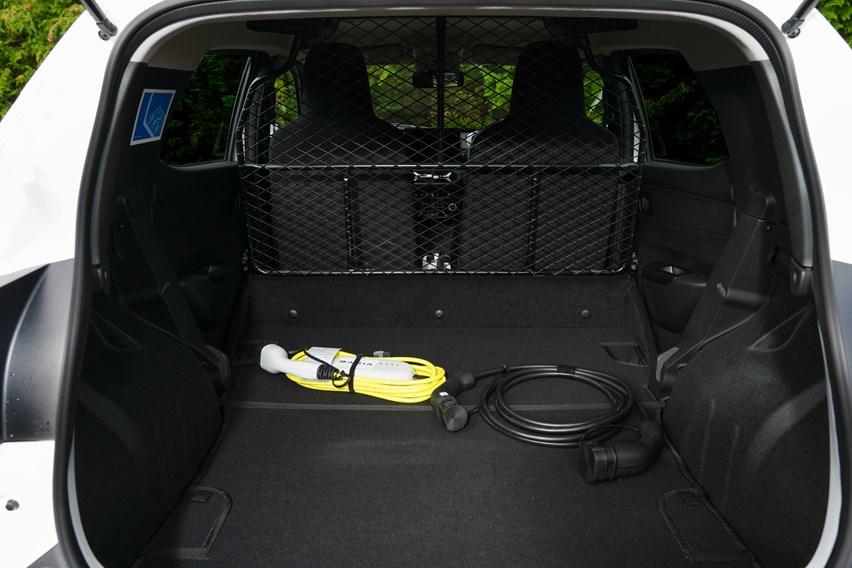New Dacia Spring Cargo electric van costs just £14,995 before Plug-in ...