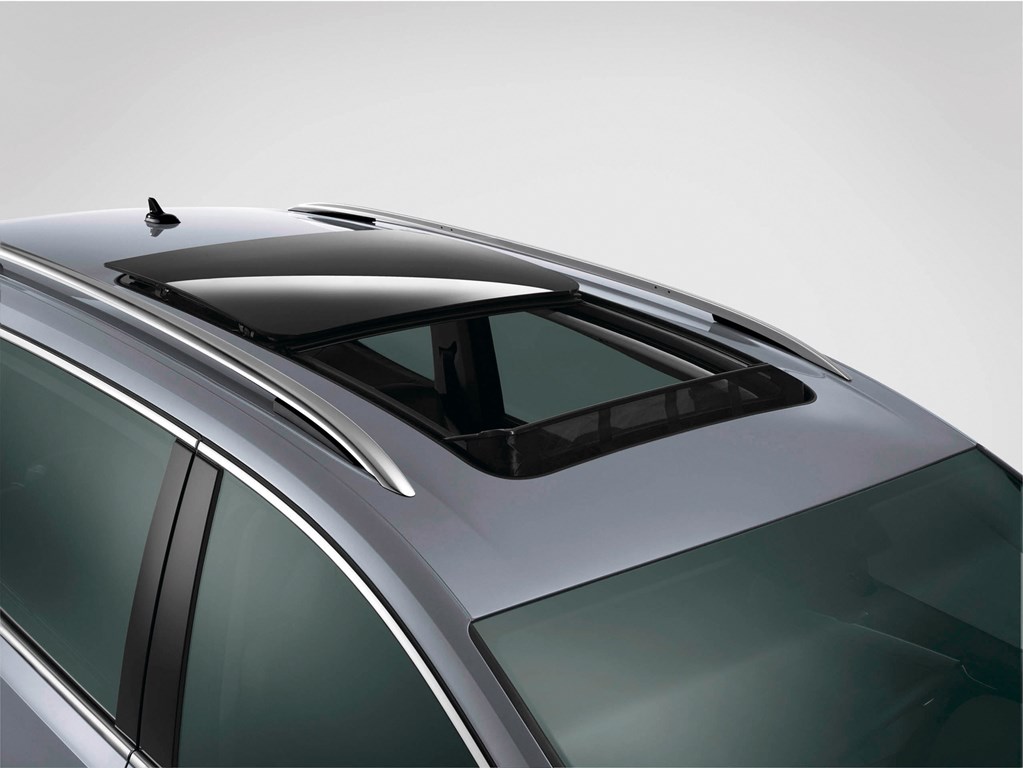 Used Volkswagen Sharan Estate (2010 - 2021) boot space & practicality