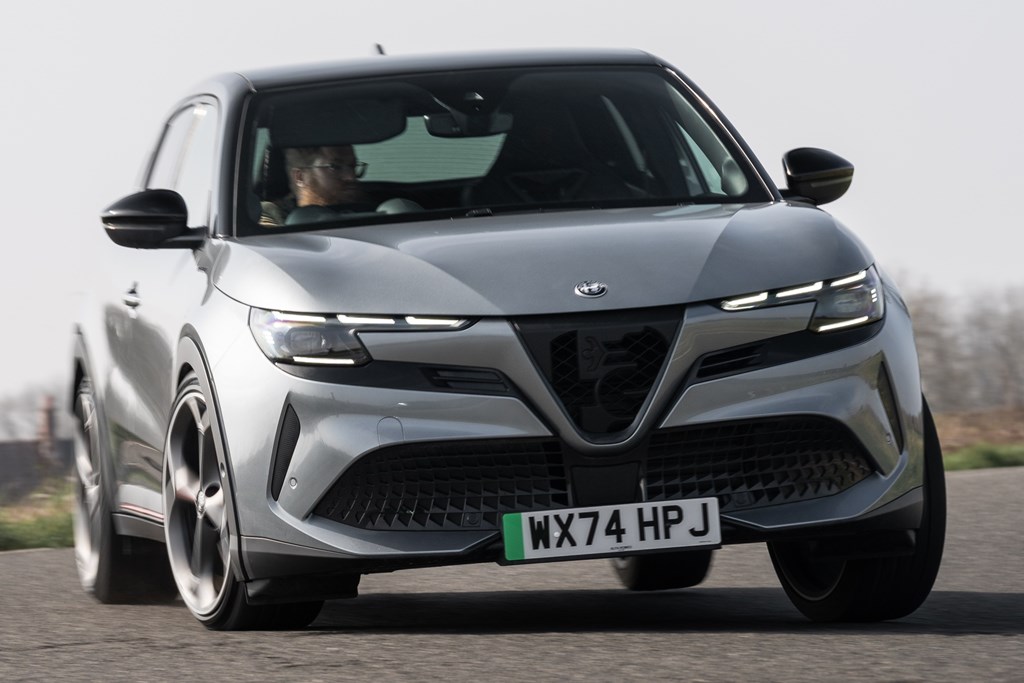Alfa Romeo Junior Veloce review | Electric hot hatch with spirit