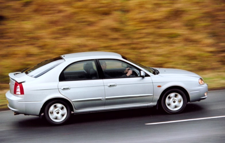 Used Kia Shuma II Hatchback (2002 - 2004) engines