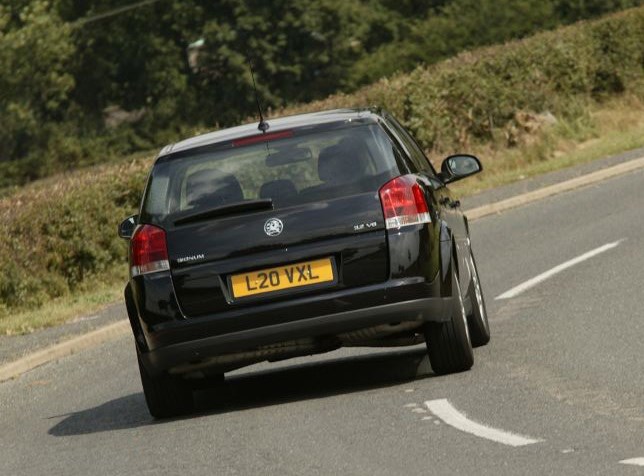 Used Vauxhall Signum Hatchback (2003 - 2008) interior